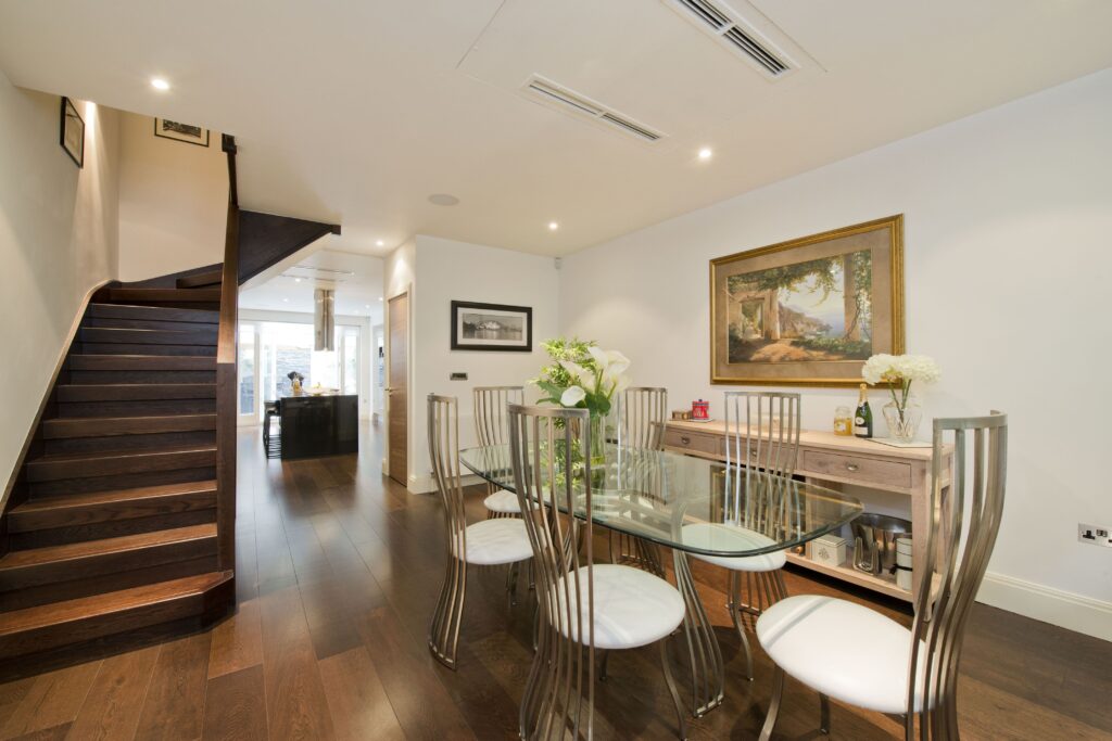 5, Catherine Place, SW1E 6DX in Victoria, London – Cythera