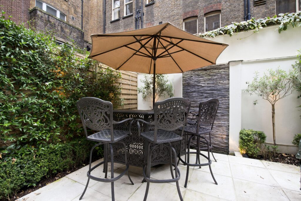 5, Catherine Place, SW1E 6DX in Victoria, London – Cythera